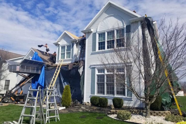 Buffalo Roofing Contractor: Home Improvement & Vinyl Siding | AVA